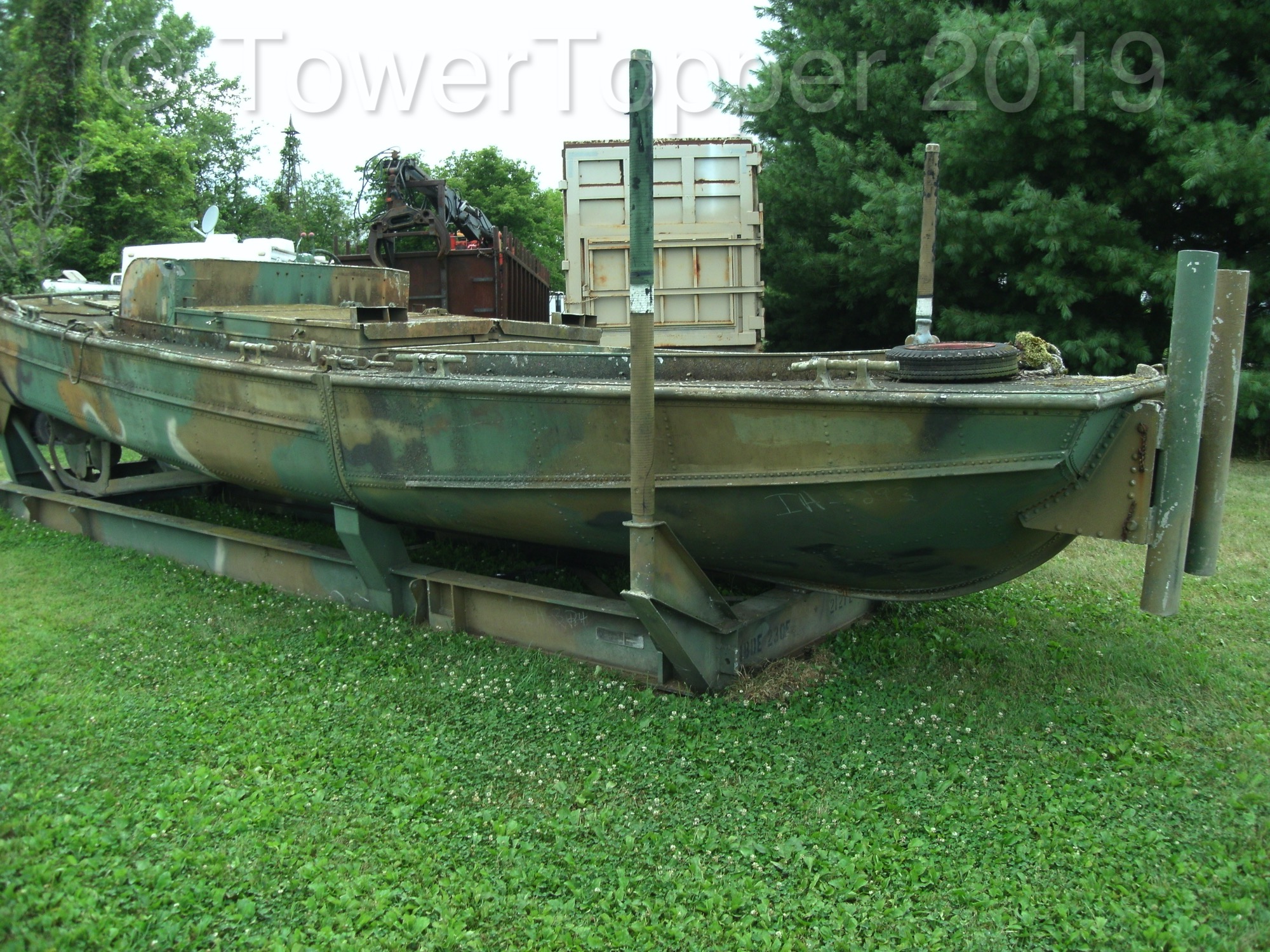 So, I bought an US Army 27’ Bridge and Barge Push Boat | Boat Design Net