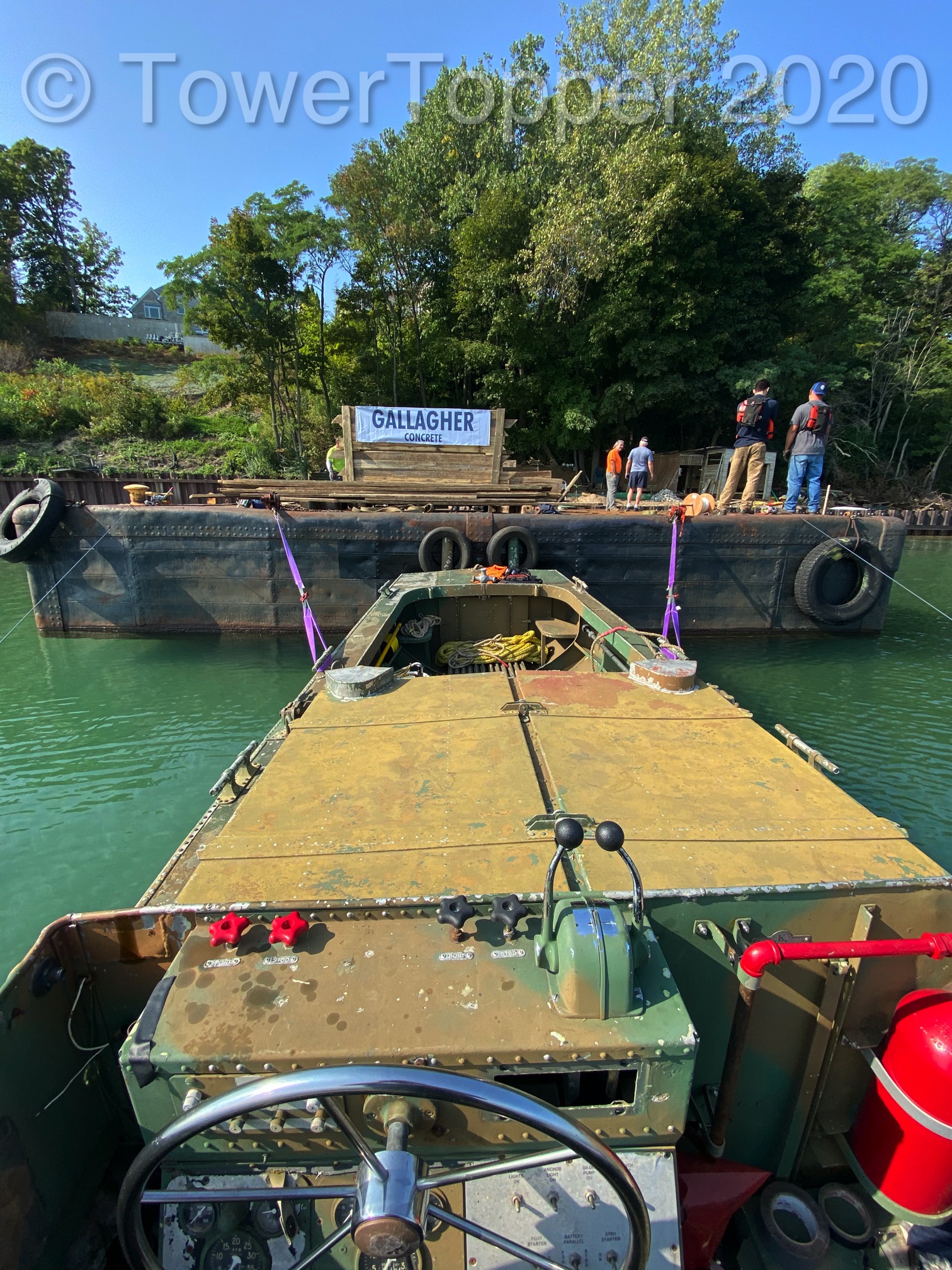 So, I bought an US Army 27’ Bridge and Barge Push Boat | Boat Design Net