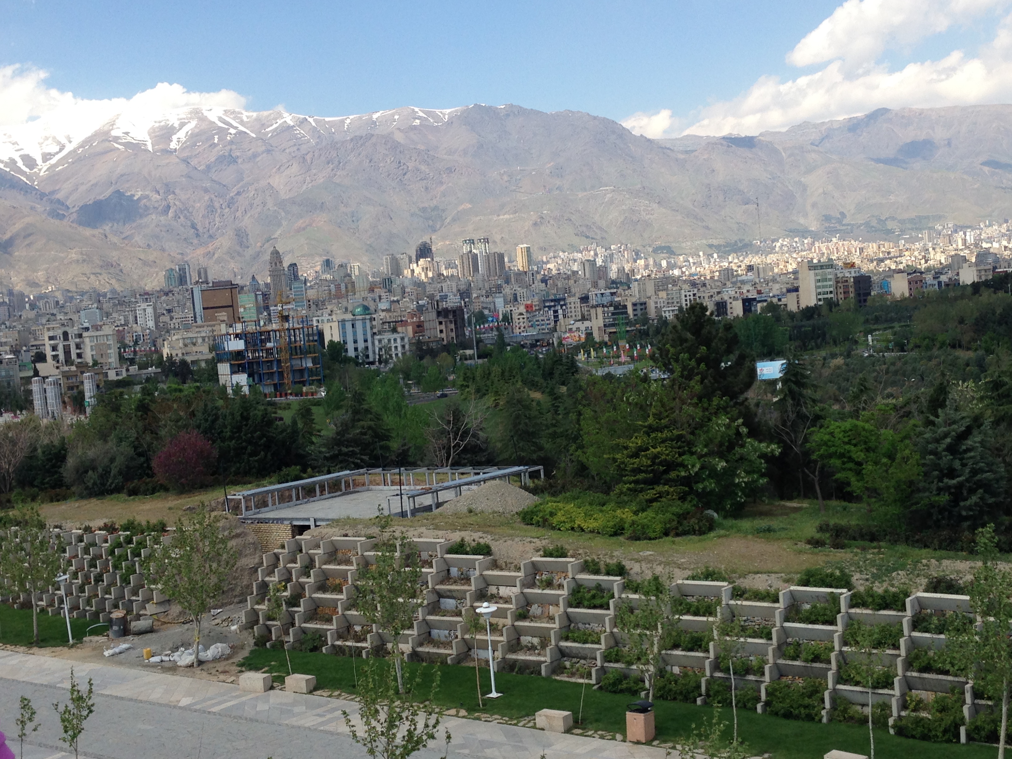 [Tehran] Abbas Abad Hills redevelopment | U/C | Page 9 | SkyscraperCity ...